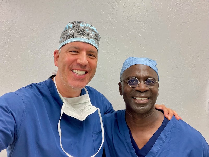 Arizona Retina Surgeon Performs First FDA-Approved Procedure in the U.S ...