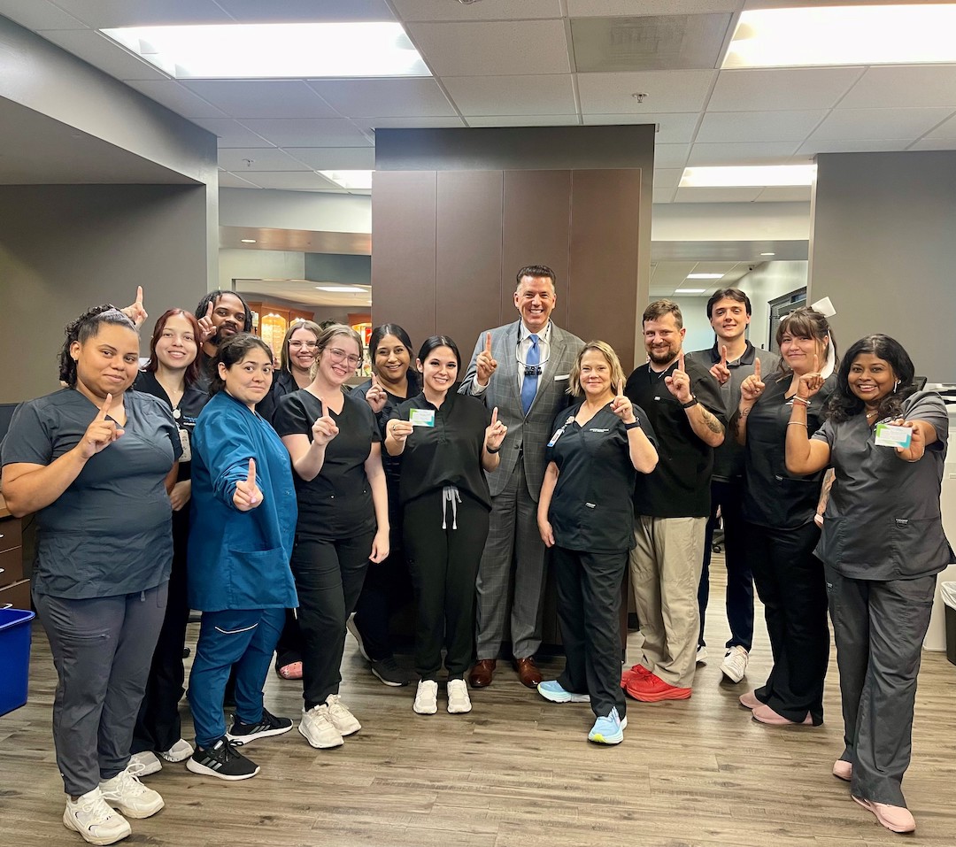 Arizona Retina Surgeon Performs First FDA-Approved Procedure in the U.S ...